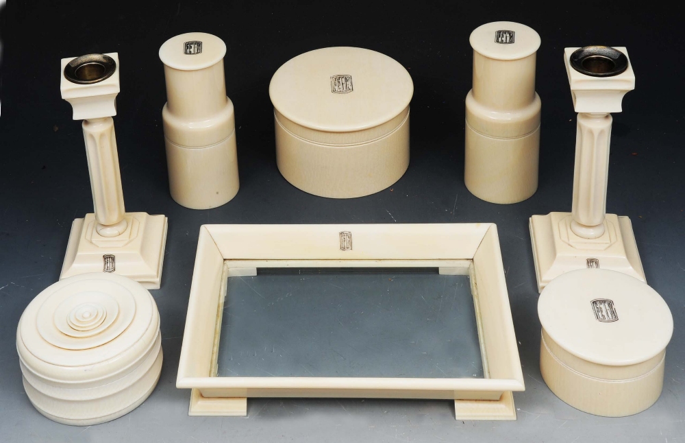 Lot 22 - A GOOD QUALITY 1930'S ART DECO IVORY DRESSING