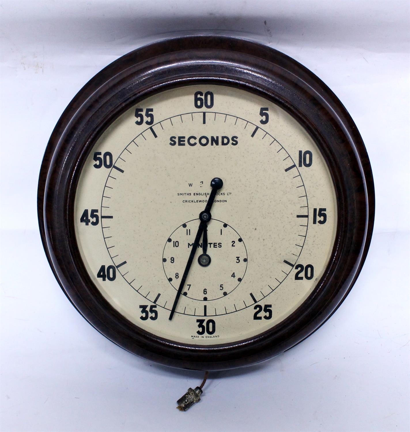 Lot 7 - A SMITH'S BAKELITE TWELVE MINUTE WALL TIMER