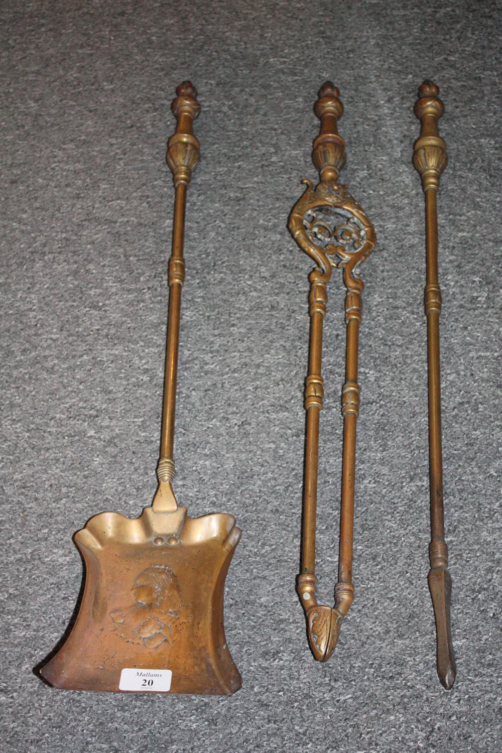 Lot 20 - A SET OF THREE VICTORIAN BRASS FIRE IRONS