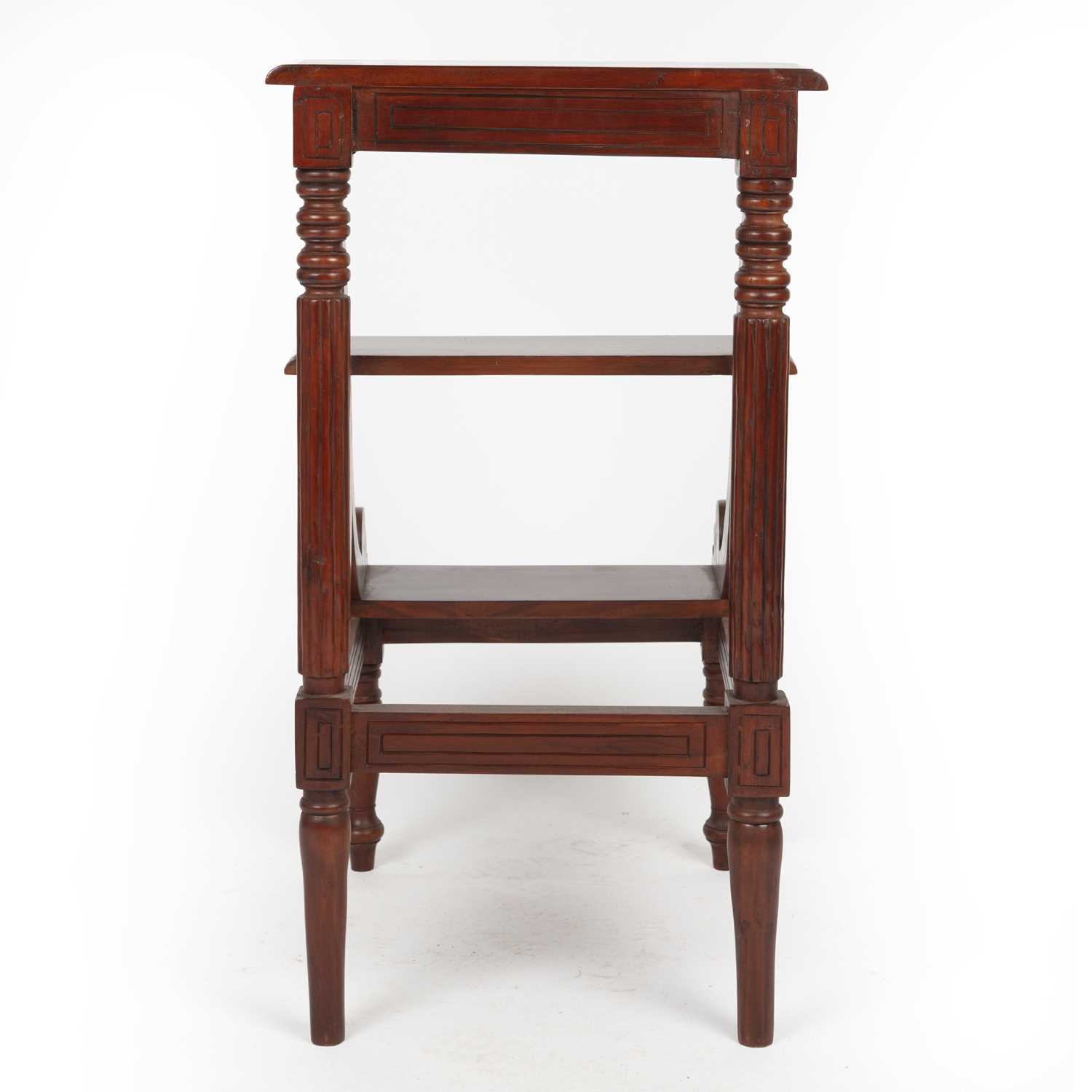 Lot 461 - A set of modern mahogany library steps with