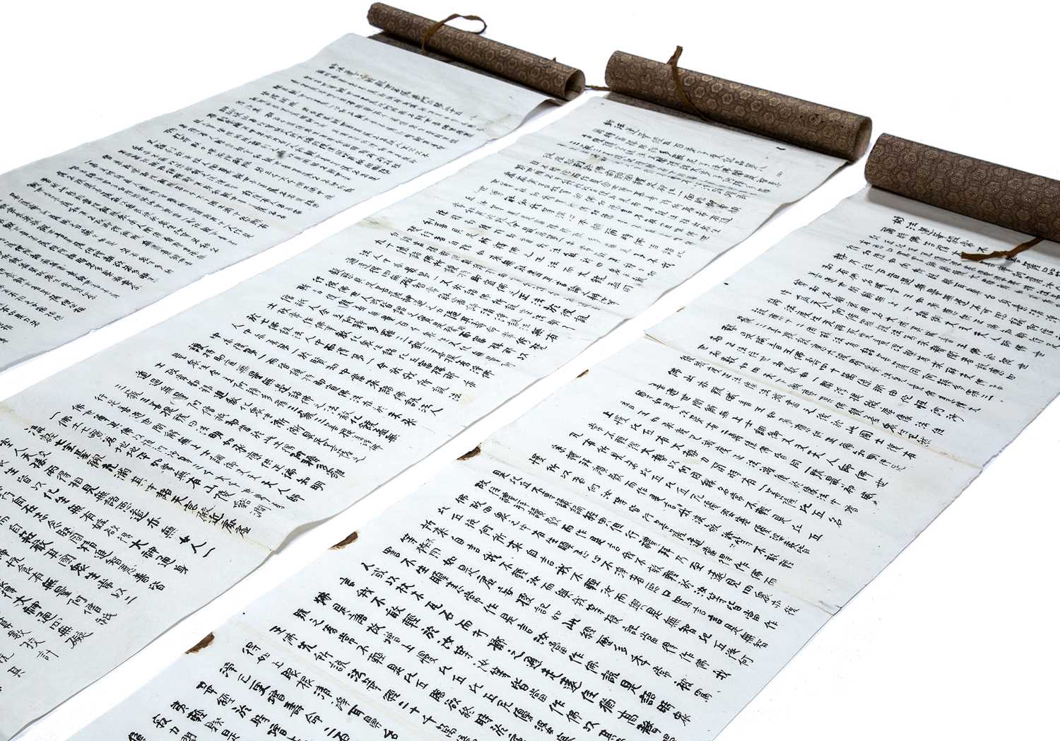 Lot 783 - Set of eight Tendai-shu Lotus Sutra Scrolls