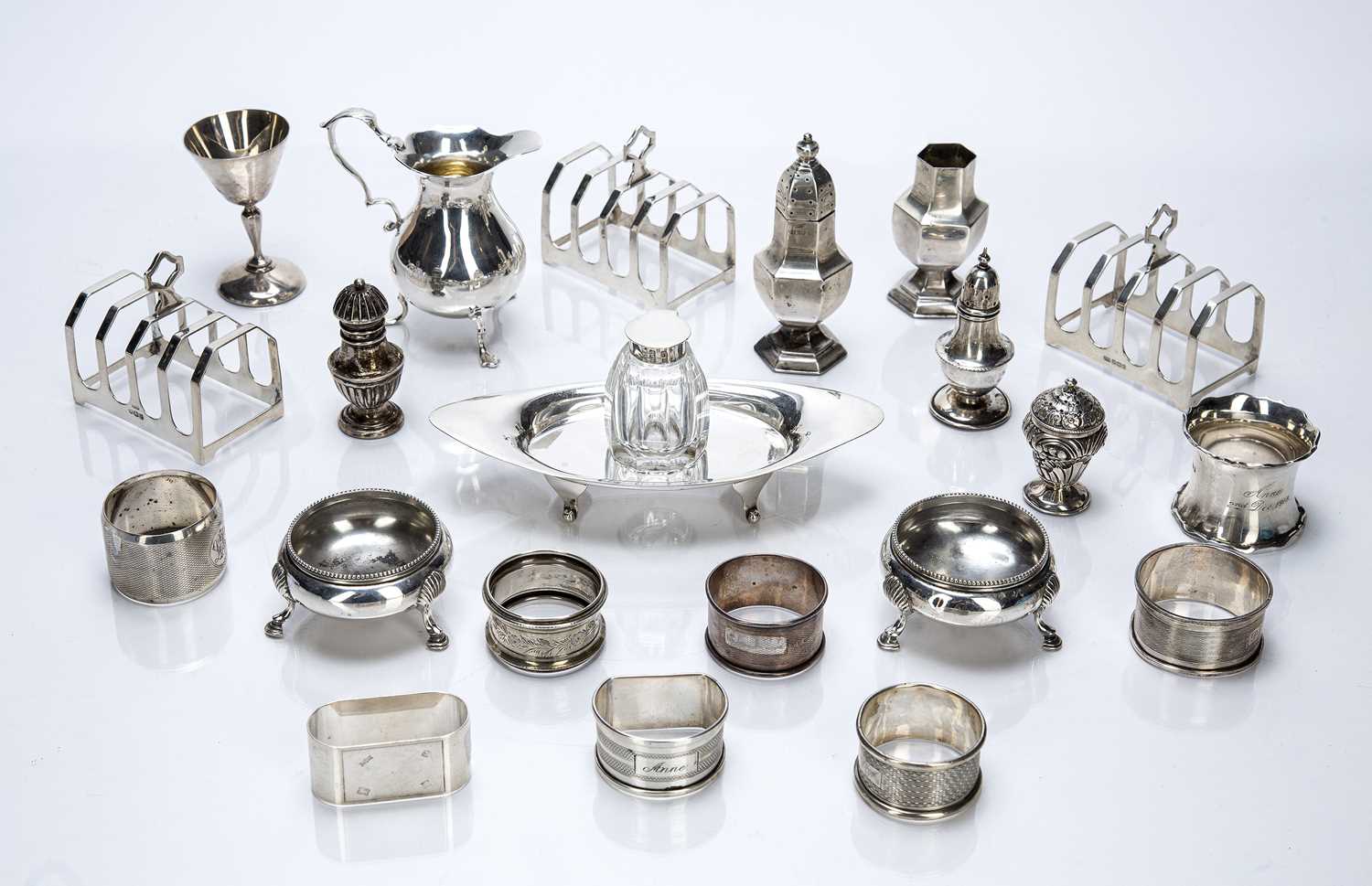 Lot 516 - Collection of silver items consisting of: a