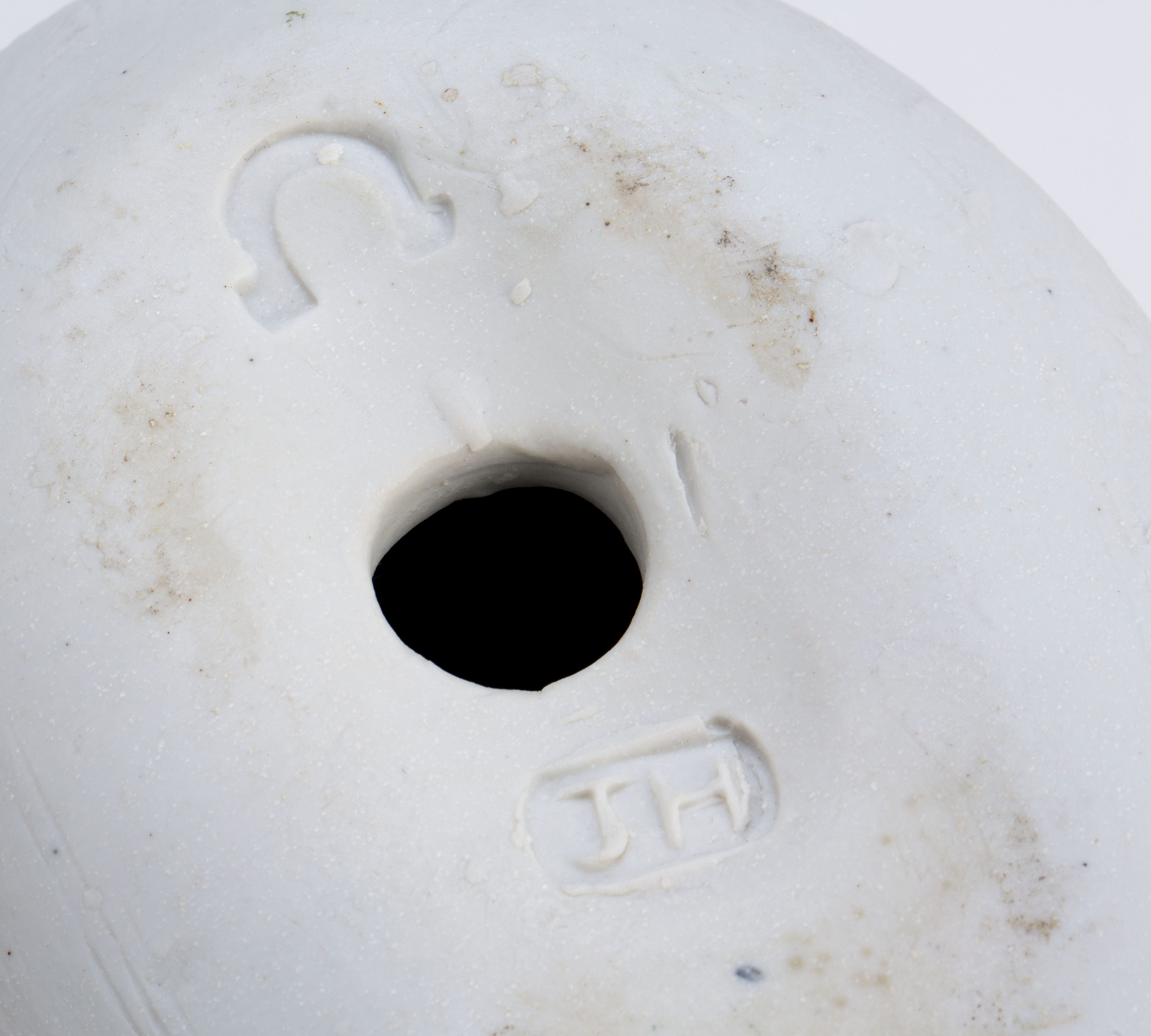 Lot 305 - Janet Hamer (b.1932) studio pottery model of